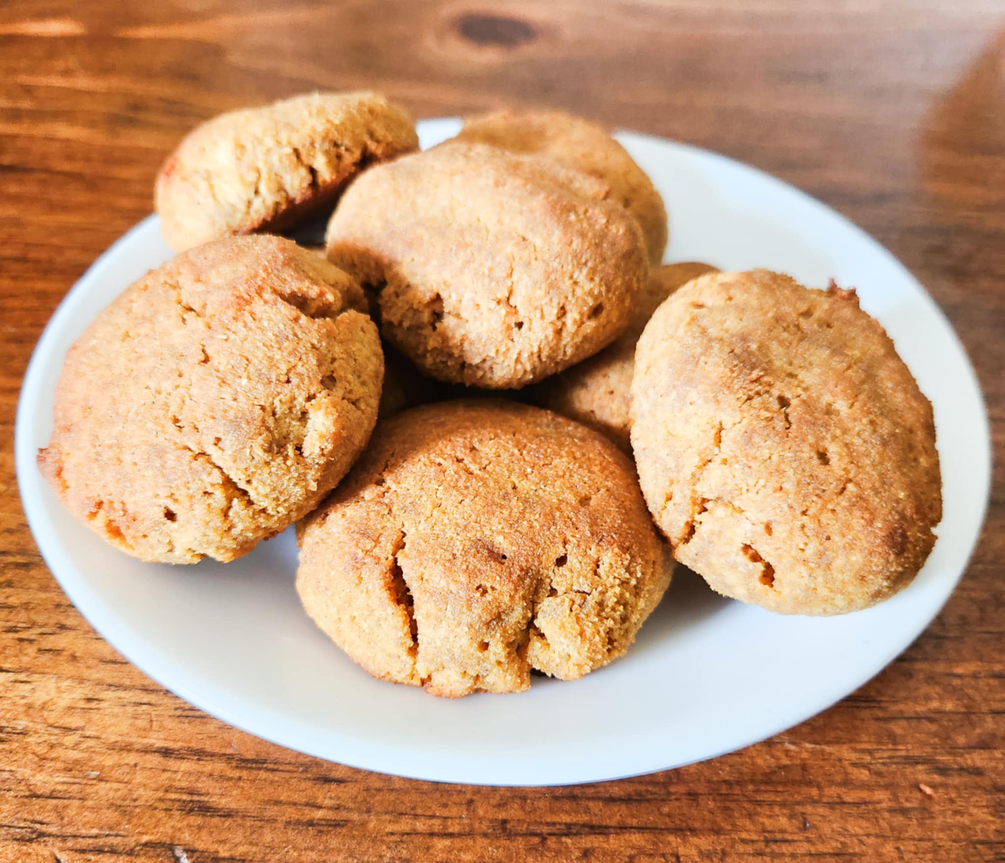 Paleo Molasses Cookies